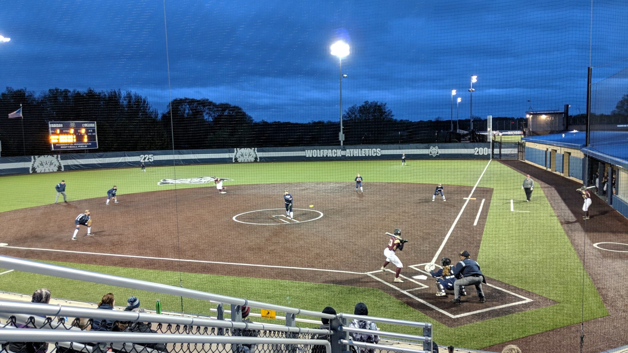 Backstop Netting vs Chain-link Fence - Beacon Athletics